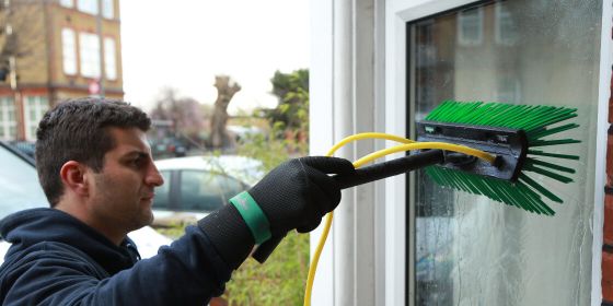 Window Cleaning Services in Sunshine Coast for Smear-free Windows